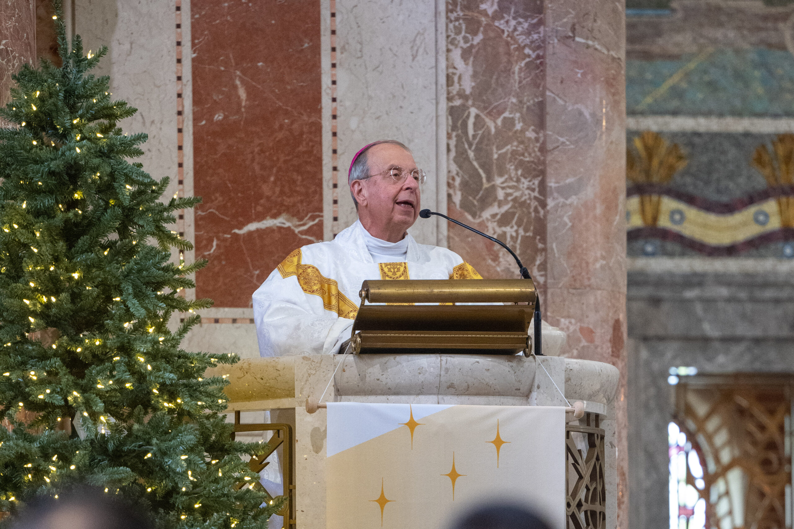 Homilía del arzobispo William E. Lori en el 50 aniversario - Santuario ...